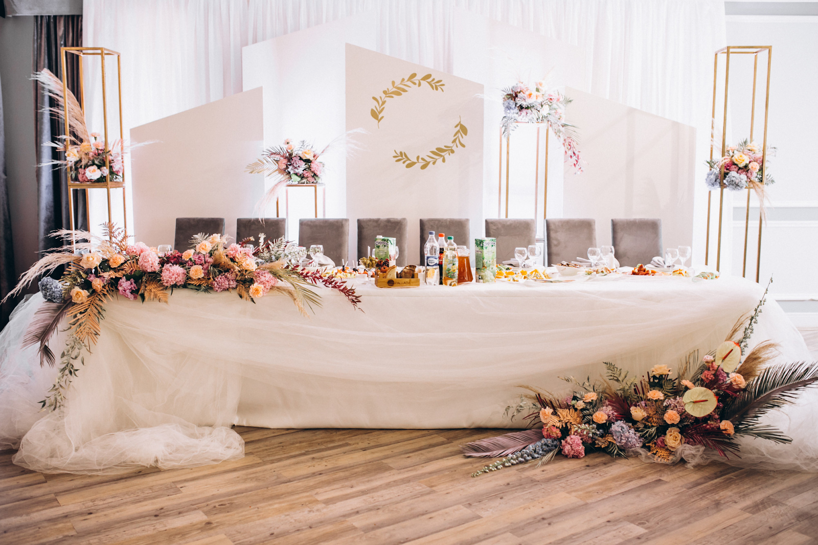 Creative Engagement Party Decoration Ideas for Indoor and Outdoor ...